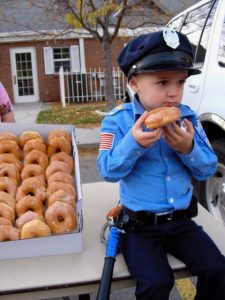 how to make a policeman costume - noelle o designs