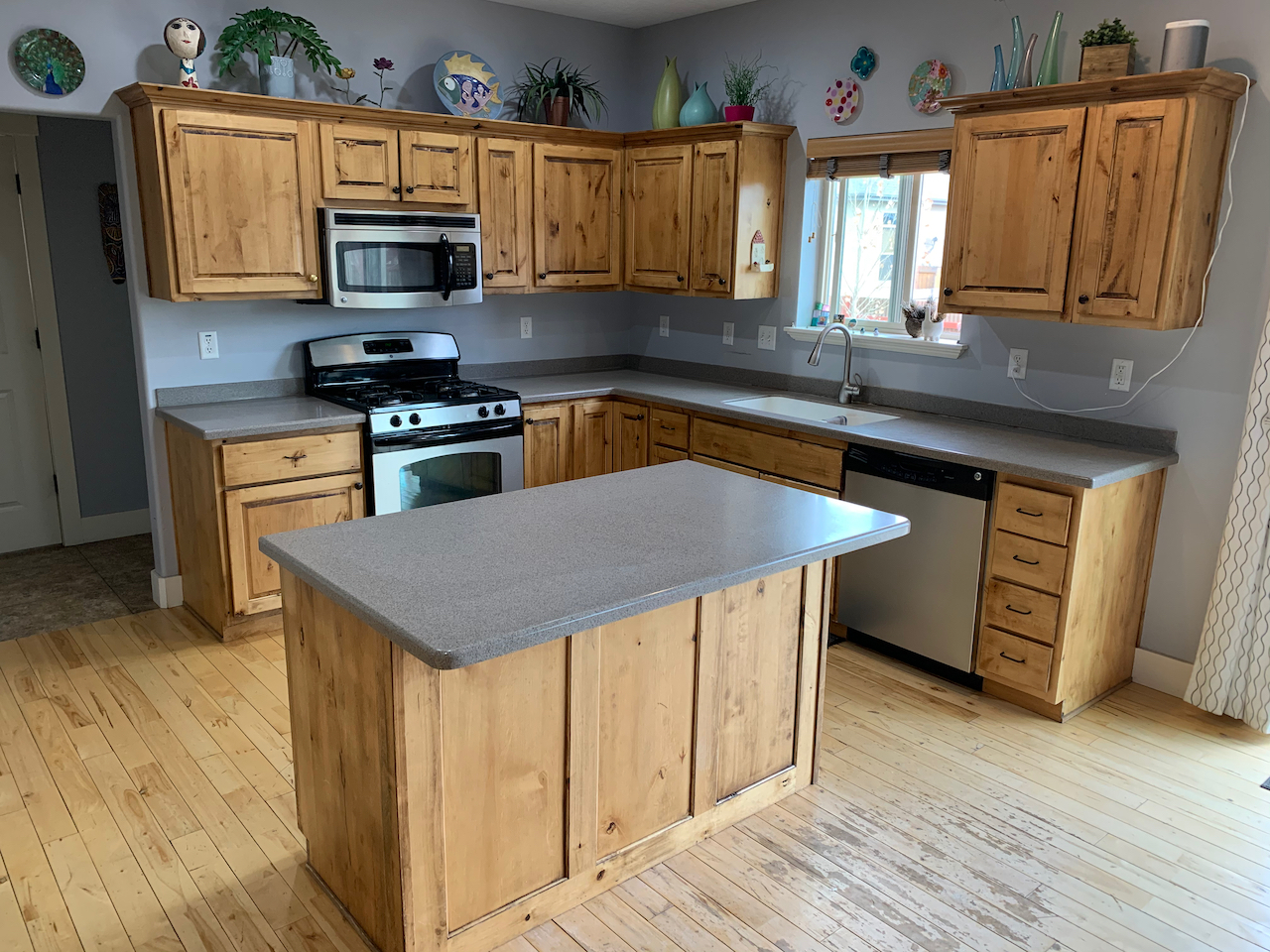 Recycling Old Kitchen Cabinets - noelle o designs